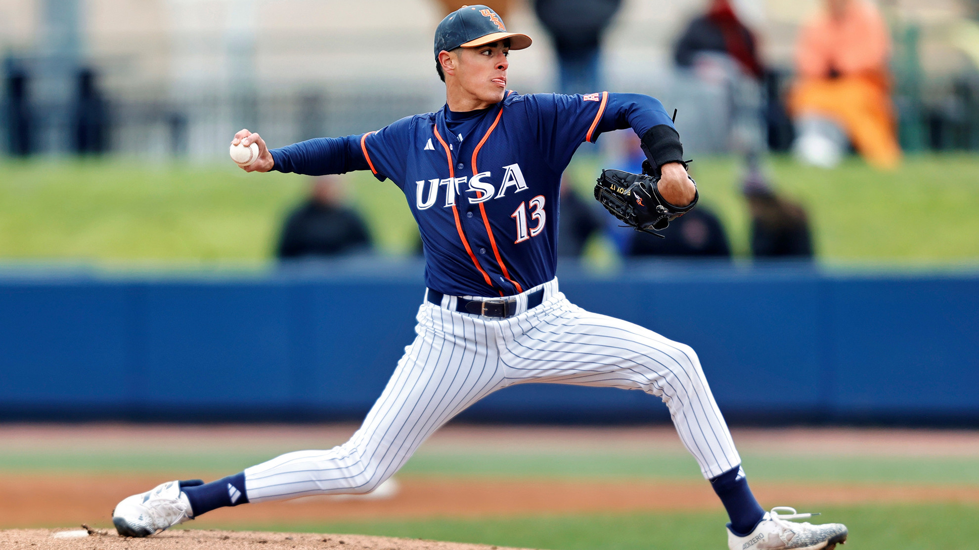 UTSA overcomes Texas A&M-Corpus Christi in 12-inning thriller - UTSA ...