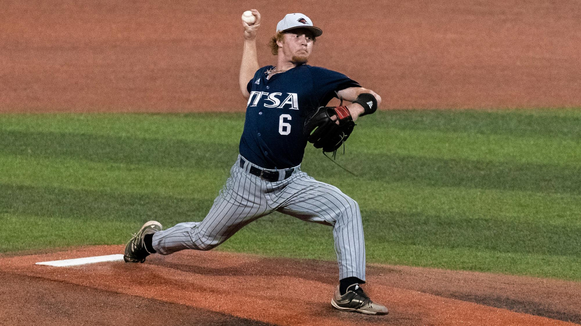 Ryan Beaird earns first career win as UTSA shuts out SHSU 2-0 - UTSA ...