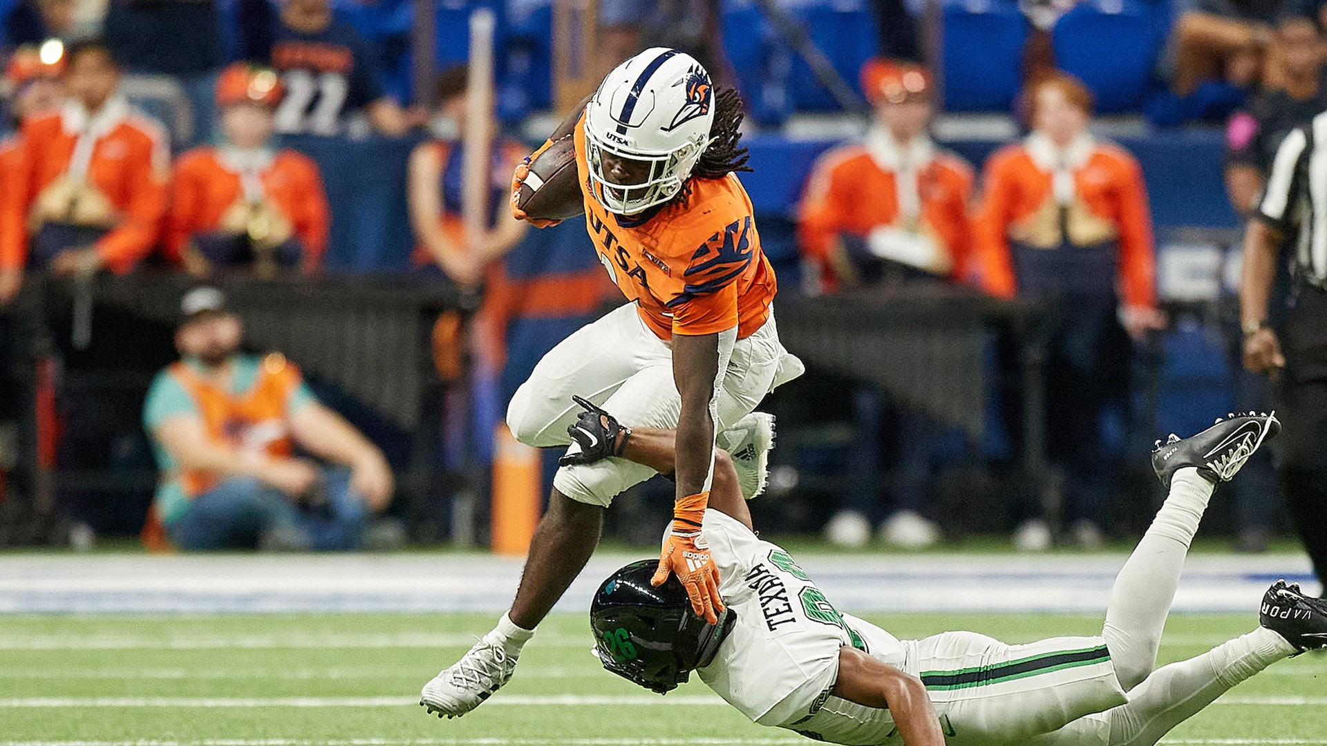 Barnes chosen as Doak Walker Award candidate - UTSA Athletics ...
