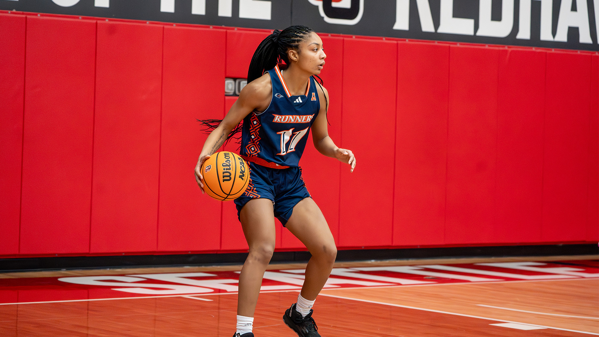 'Runners wrap up nonconference play strong, downing Seattle 75-64 ...