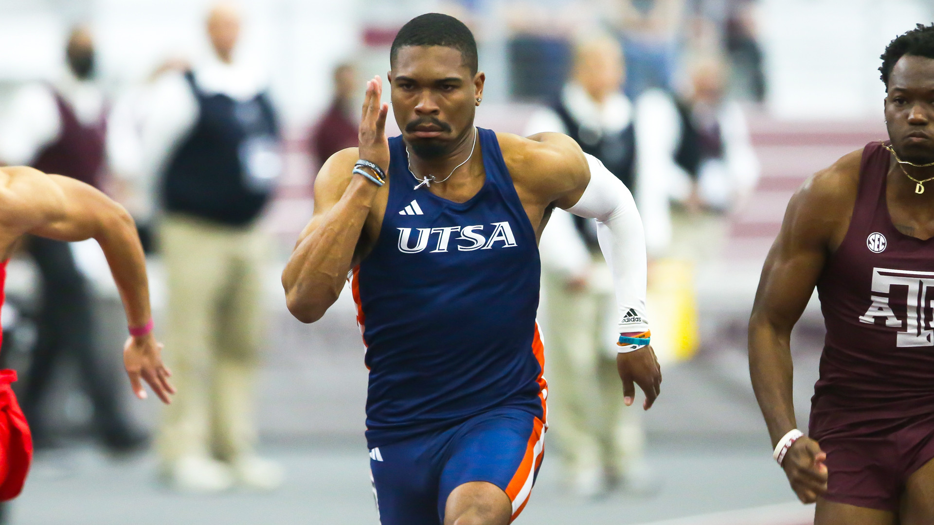 Phillips and Campbell pace 13 medalists at Charlie Thomas Invite - UTSA ...