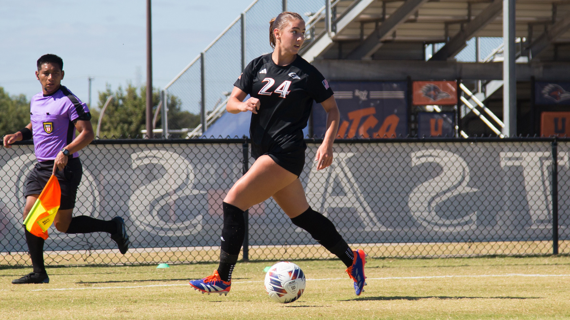 Johnson named AAC Freshman of the Week - UTSA Athletics - Official ...