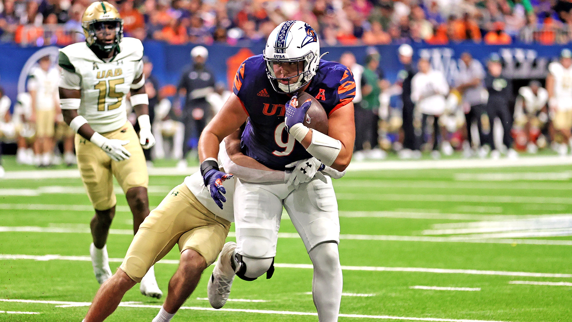 A Homegrown Leader - UTSA Athletics - Official Athletics Website