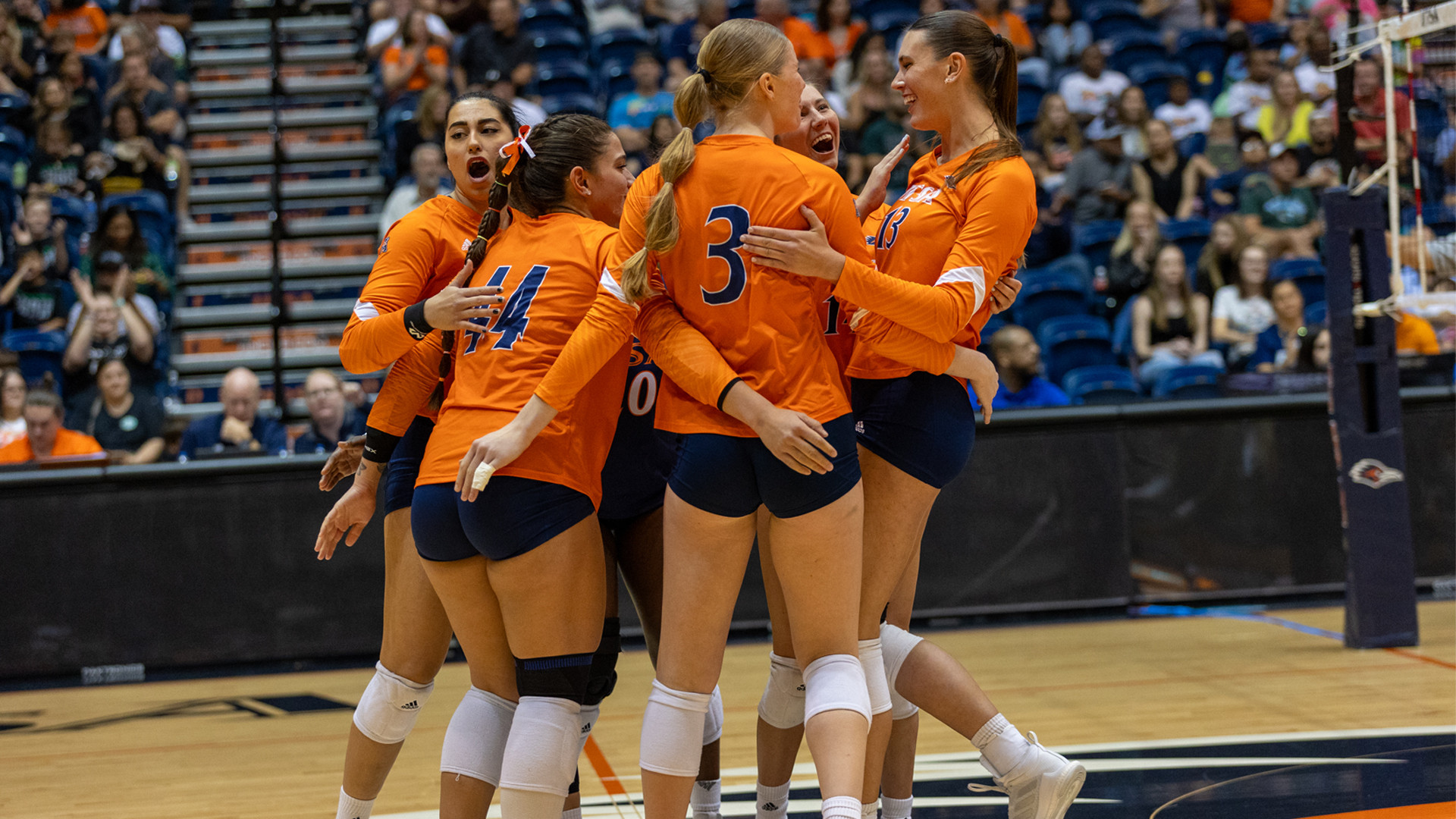 Volleyball - UTSA Athletics - Official Athletics Website