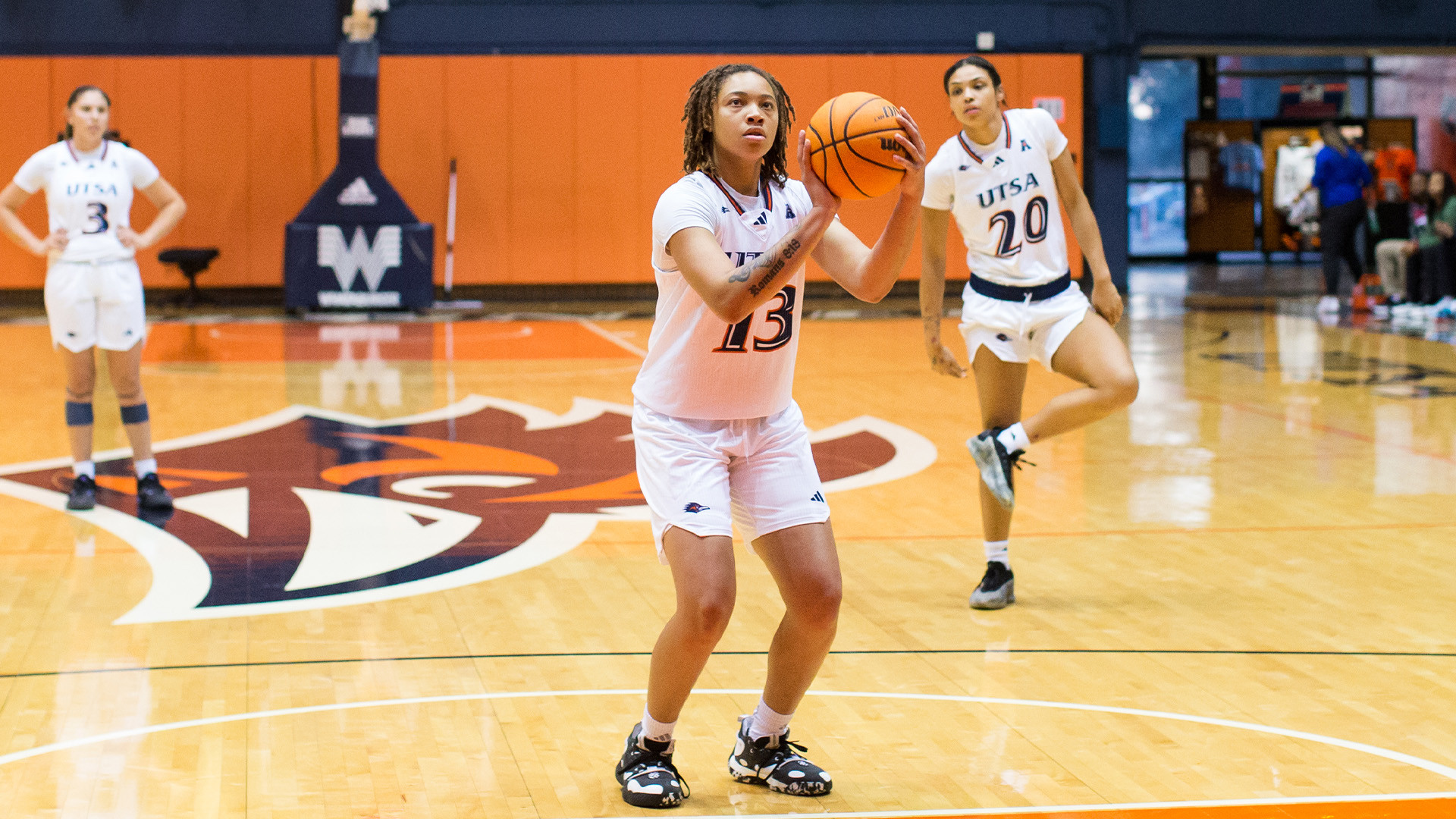 'Runners to ring in the New Year battling Blazers - UTSA Athletics ...