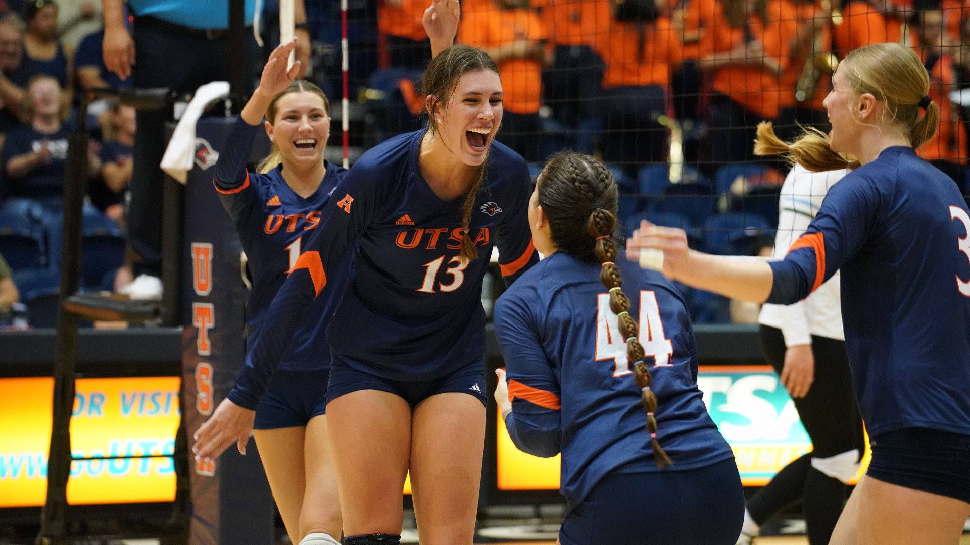 Mia Soerensen - Volleyball 2024 - UTSA Athletics - Official Athletics ...