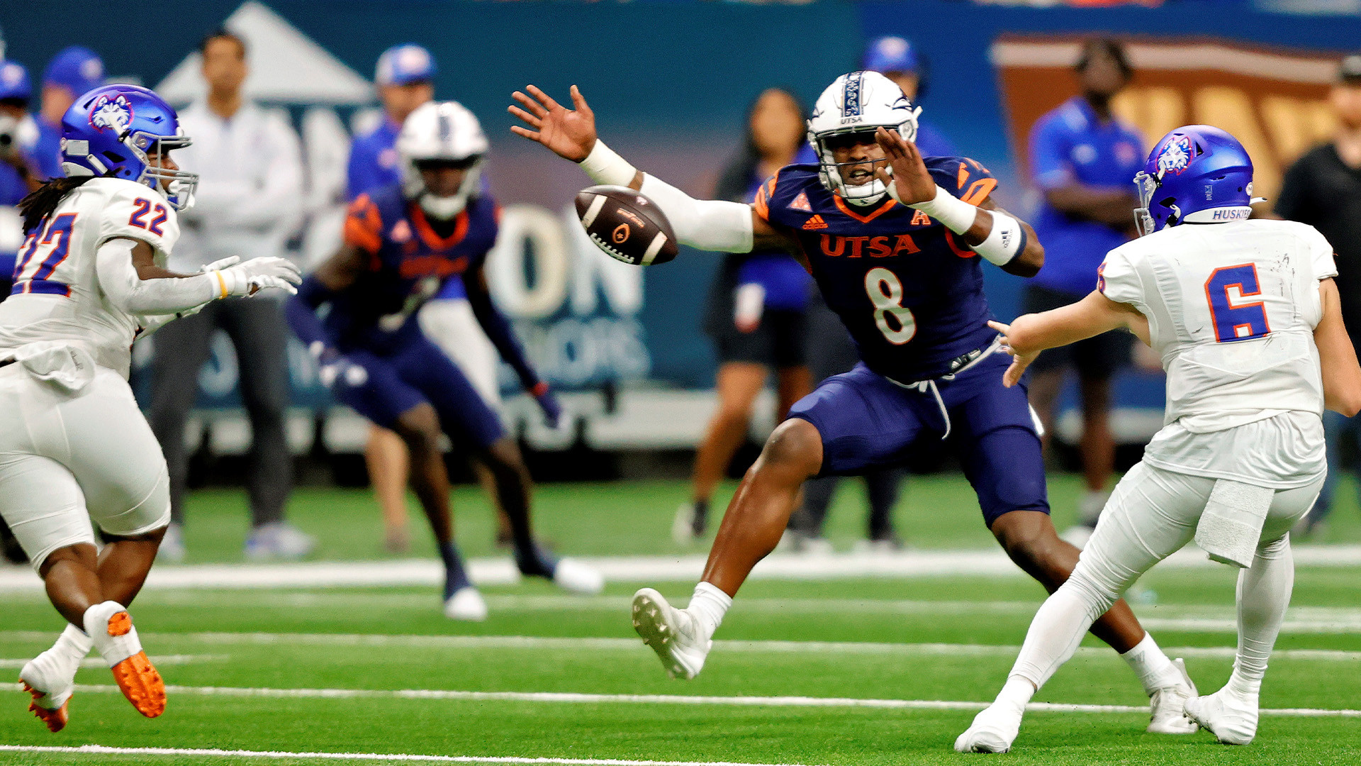 Roadrunners race past HCU on Saturday afternoon - UTSA Athletics ...