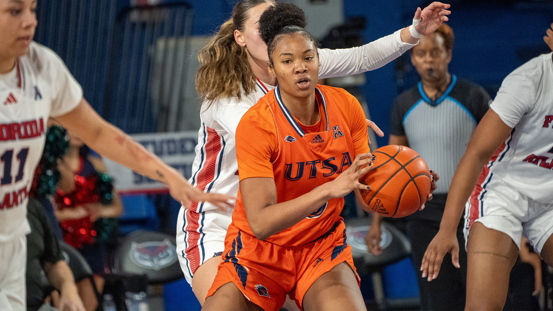 Coleman charts second consecutive double-double as 'Runners down Owls ...