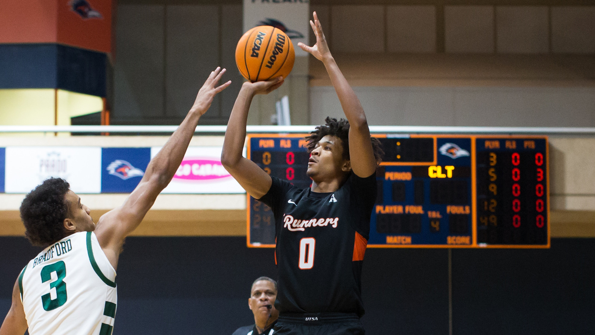 Roadrunners drop conference home opener to Charlotte - UTSA Athletics ...