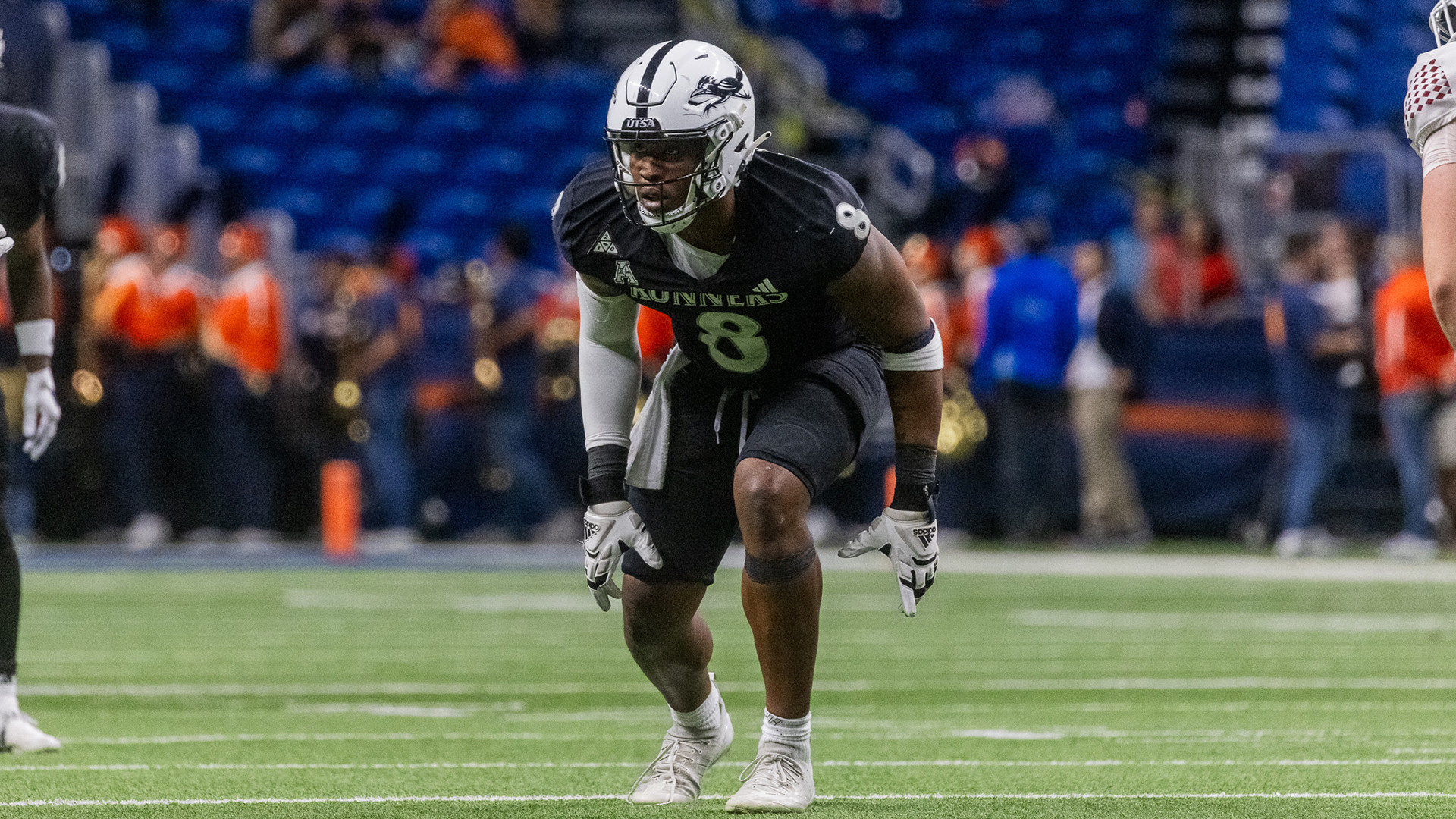 Robinson selected as Walter Camp National Defensive Player of the Week ...