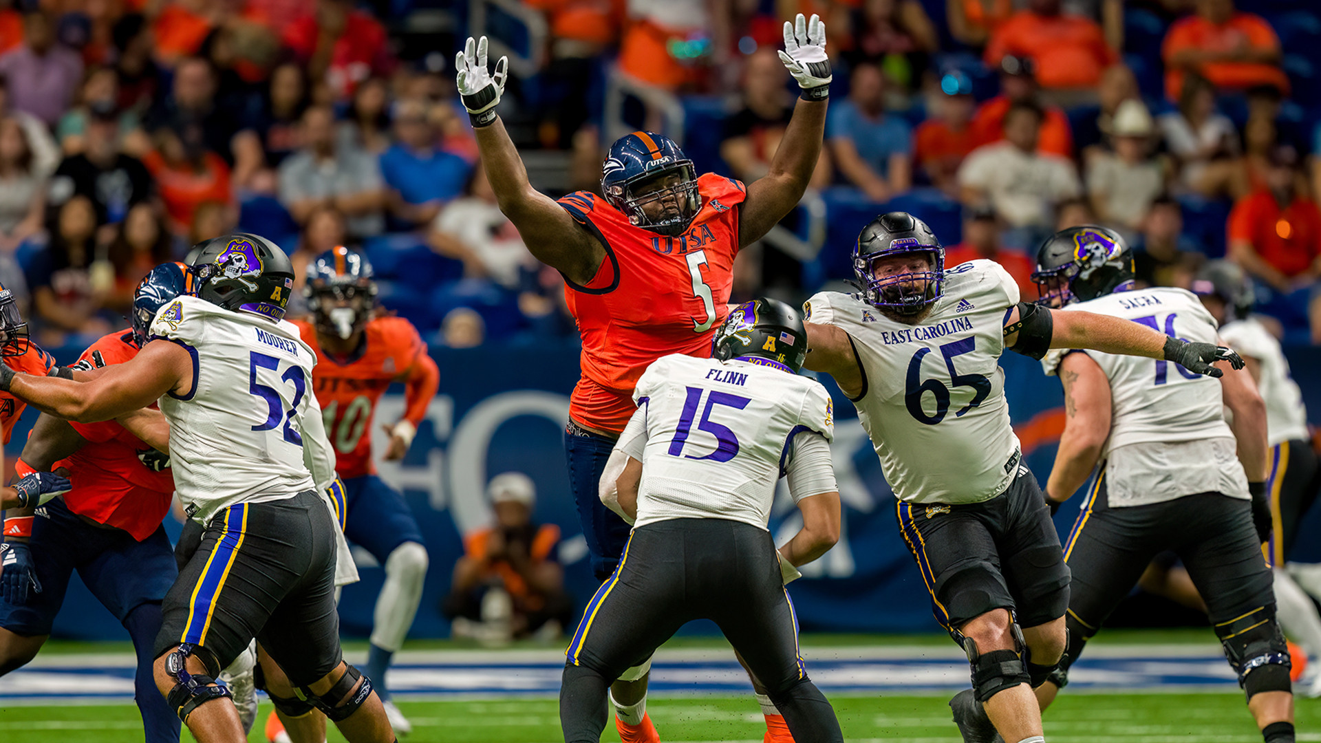 Evans named to Bronko Nagurski Trophy Watch List - UTSA Athletics ...