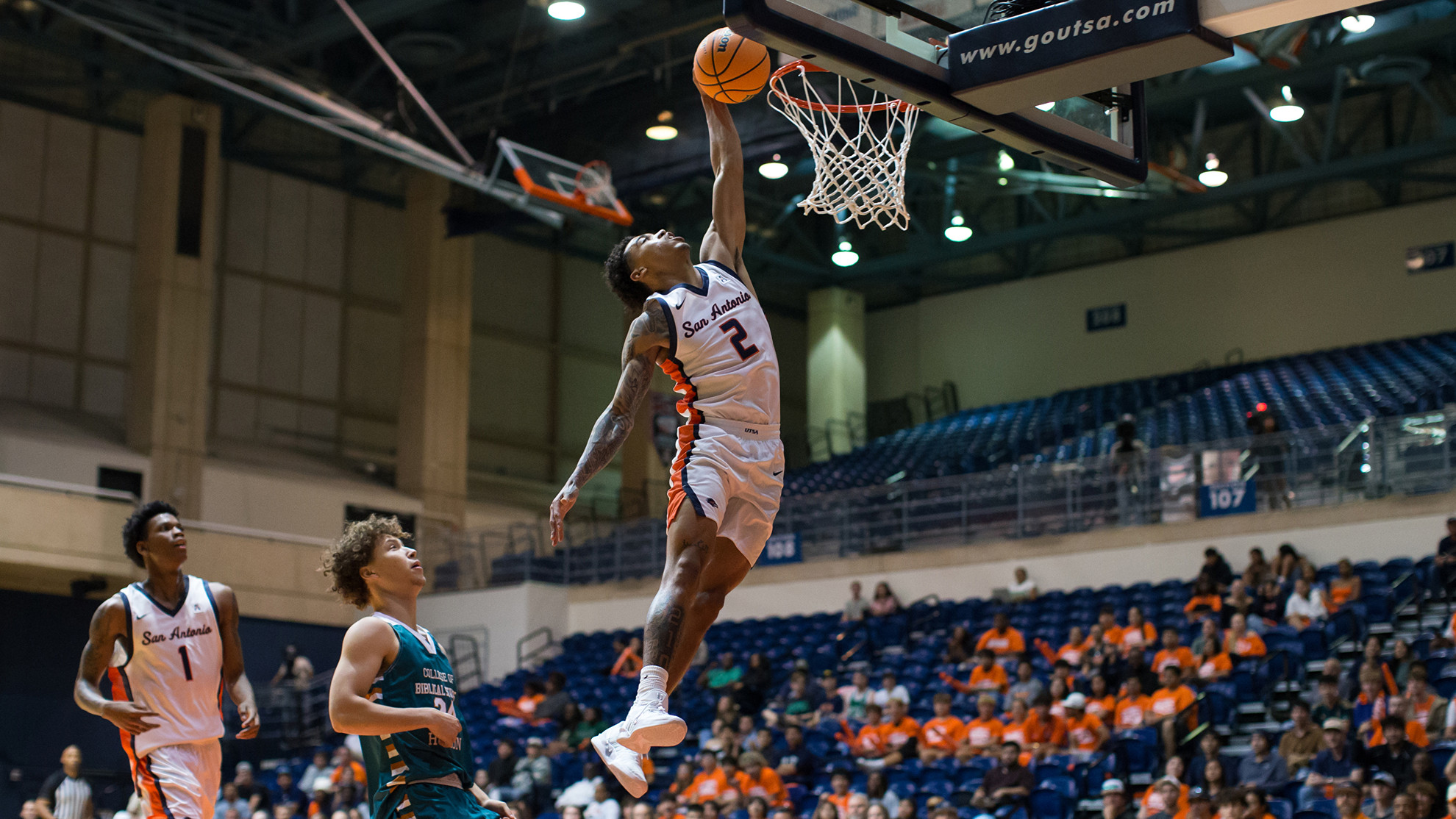 UTSA opens on record-setting victory - UTSA Athletics - Official ...