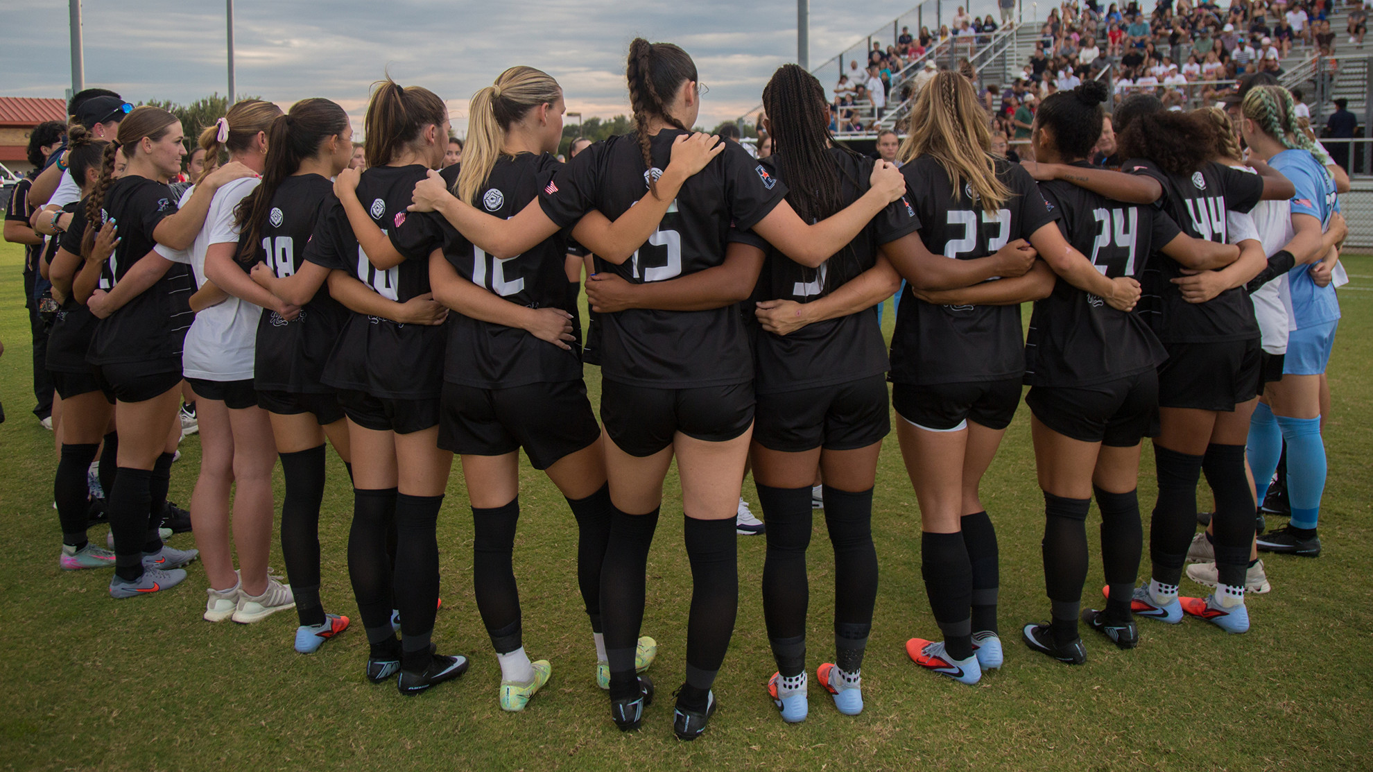 UTSA hosts UIW in Hometown Showdown Thursday at Toyota Field - UTSA ...