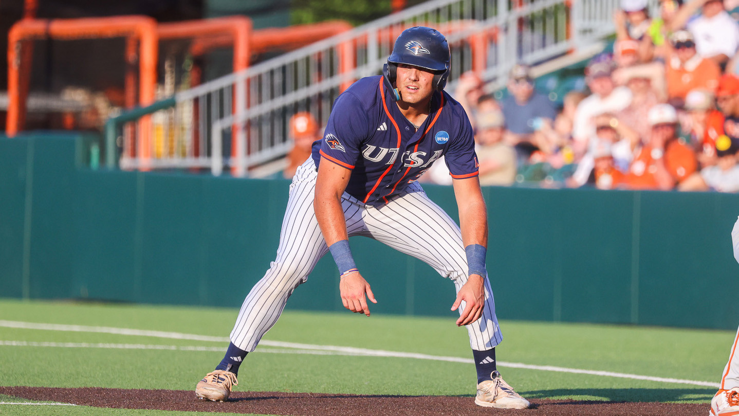Taussig headlines 2025 Austin Regional All-Tournament team - UTSA ...