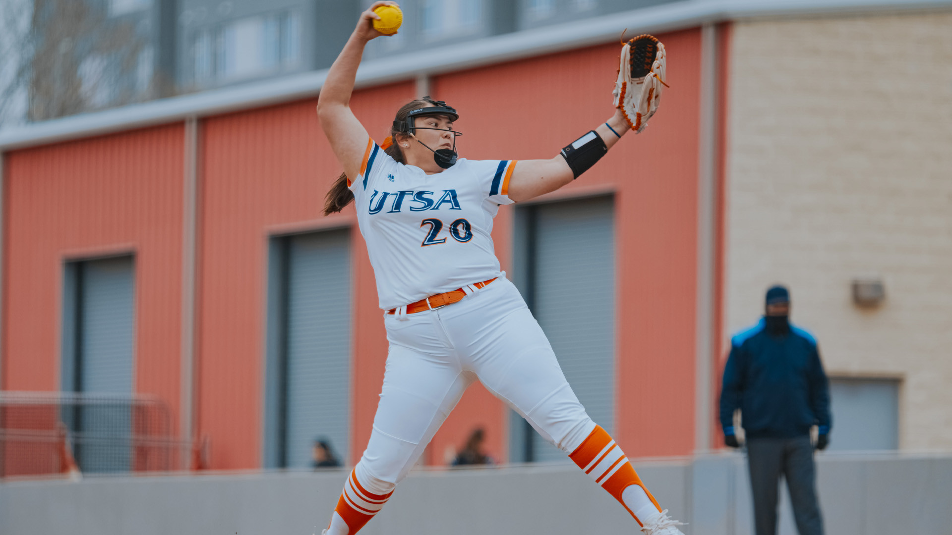 'Runners take two on final day of Houston Classic - UTSA Athletics ...