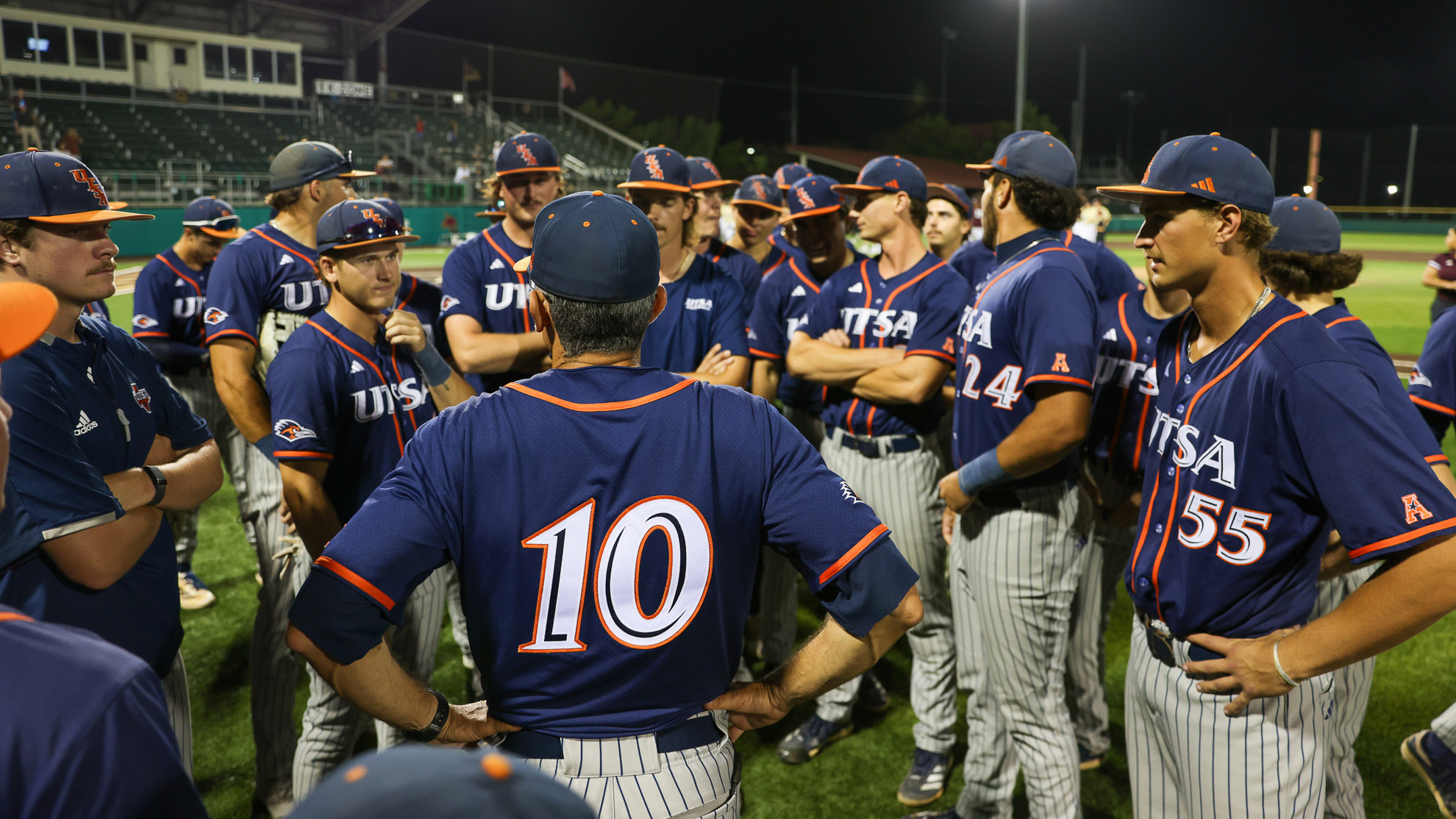 Roadrunners to take on South Florida - UTSA Athletics - Official ...