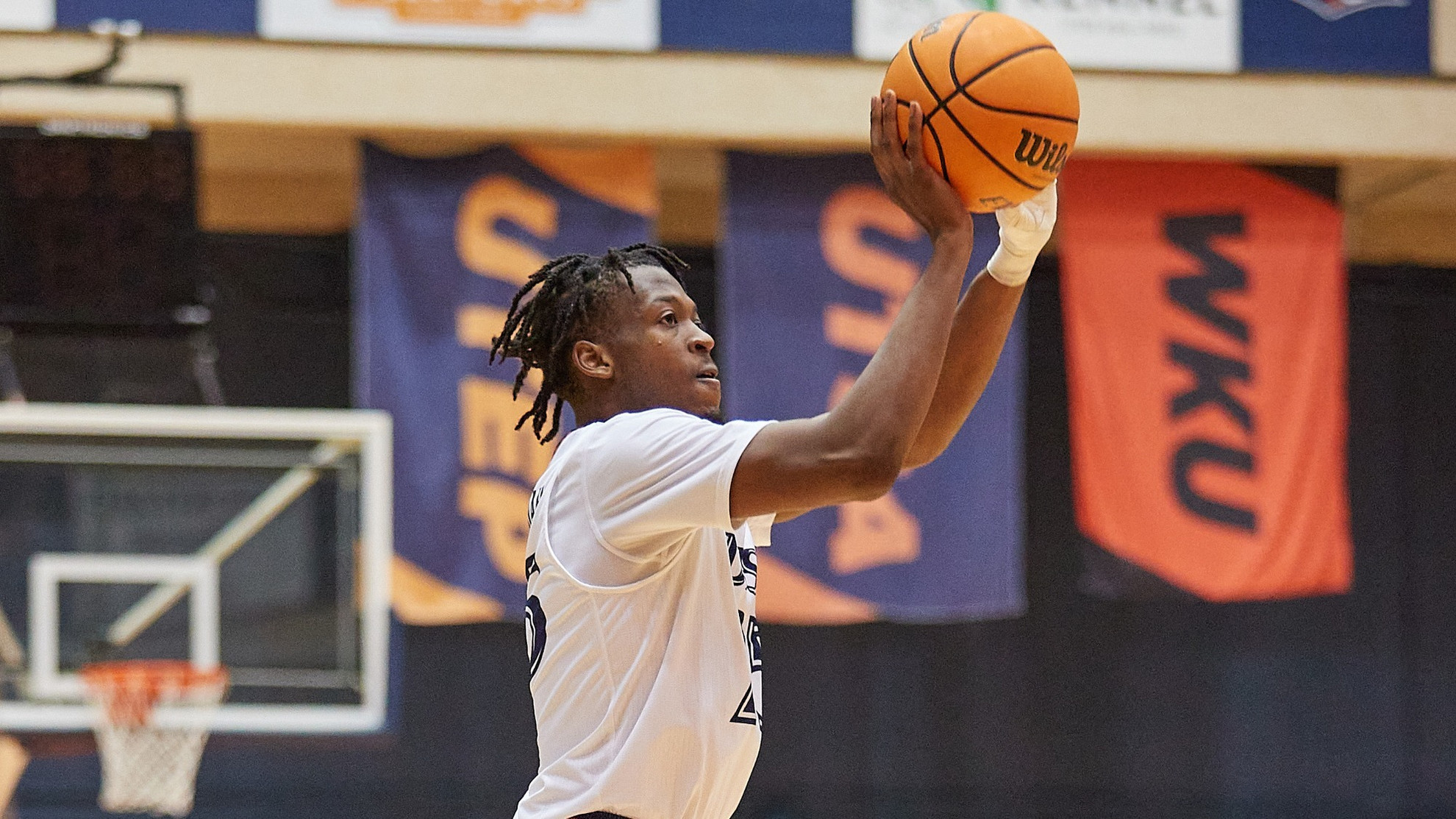 Christian Tucker - Men's Basketball 2023-24 - UTSA Athletics - Official ...