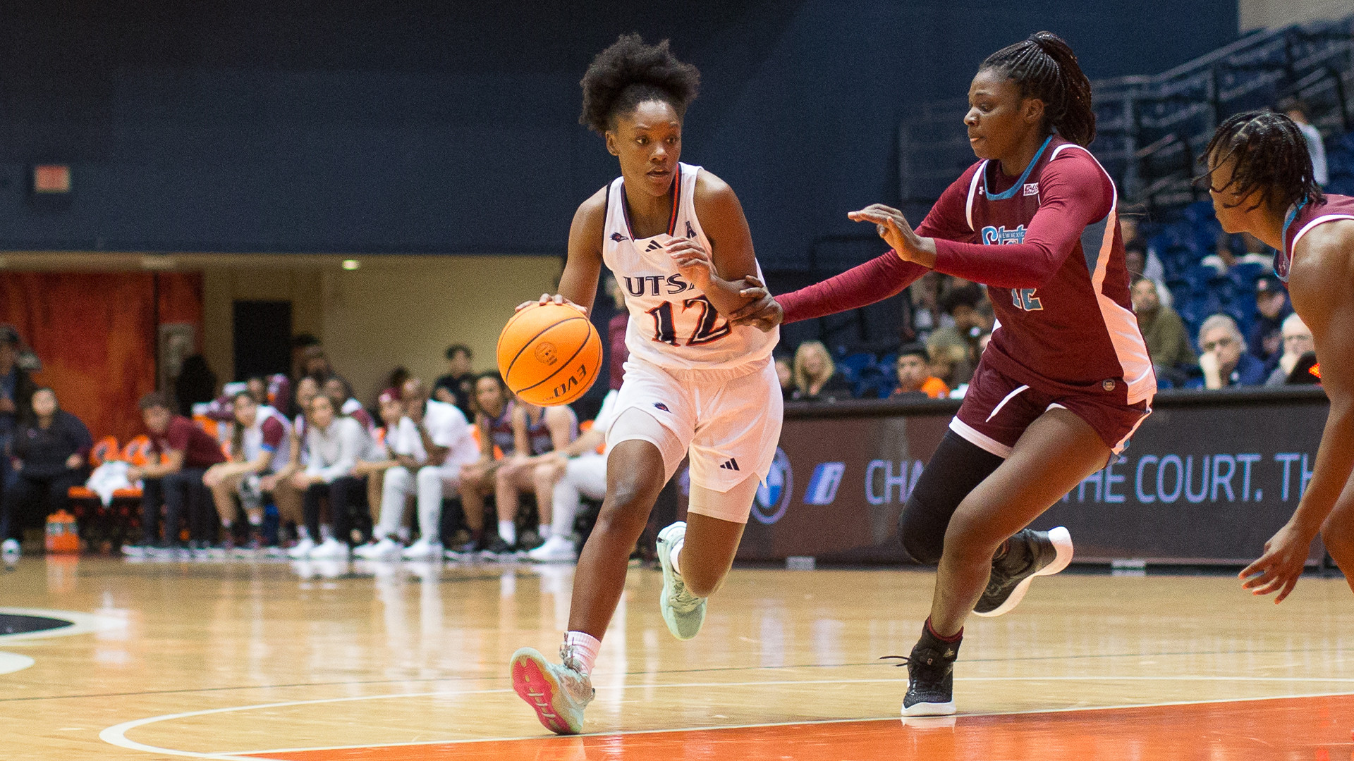 Proctor pours in 19 as 'Runners best Aggies, 58-55 - UTSA Athletics ...