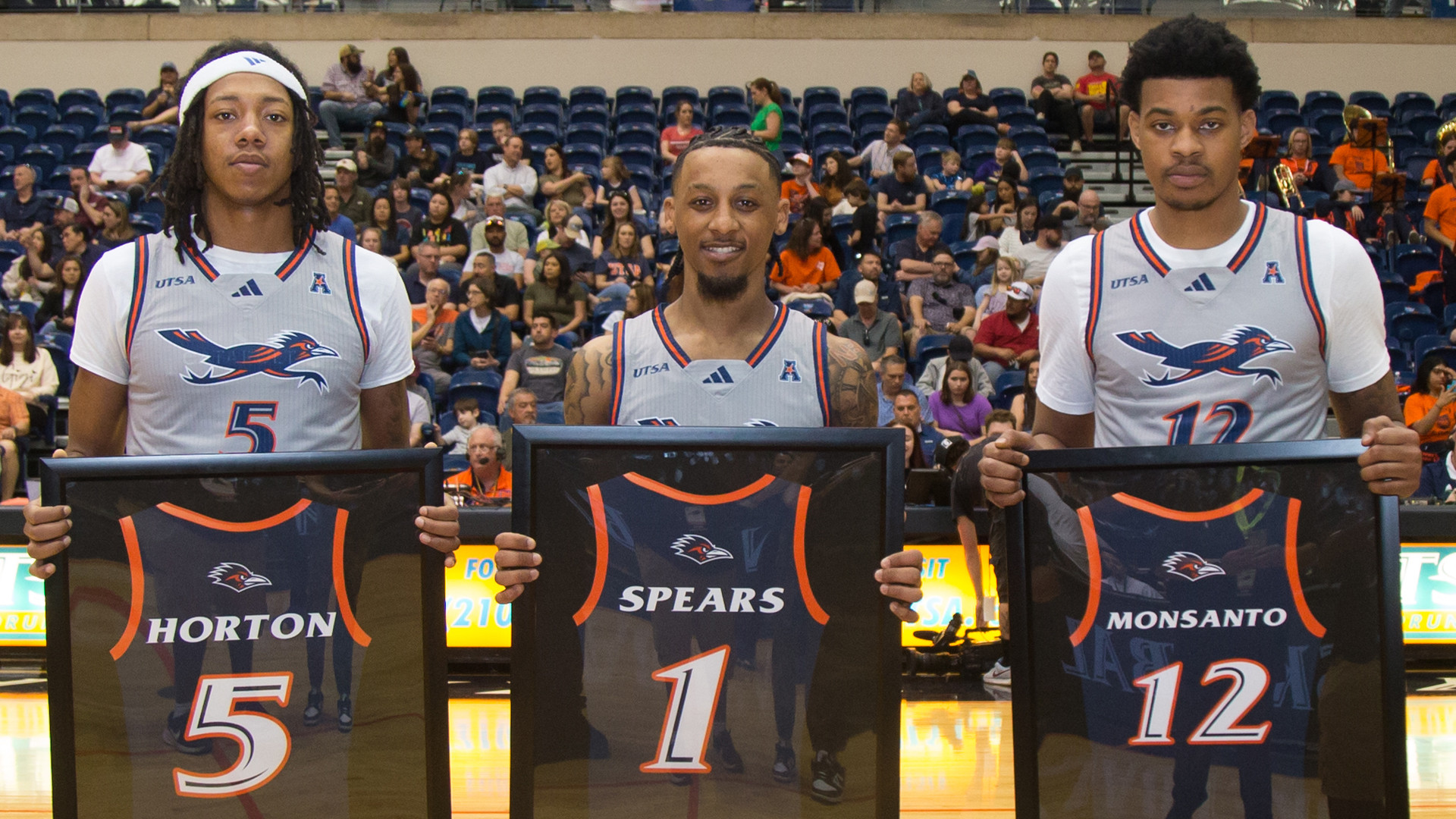 Roadrunners deliver solid Senior Day victory to complete Rice season ...