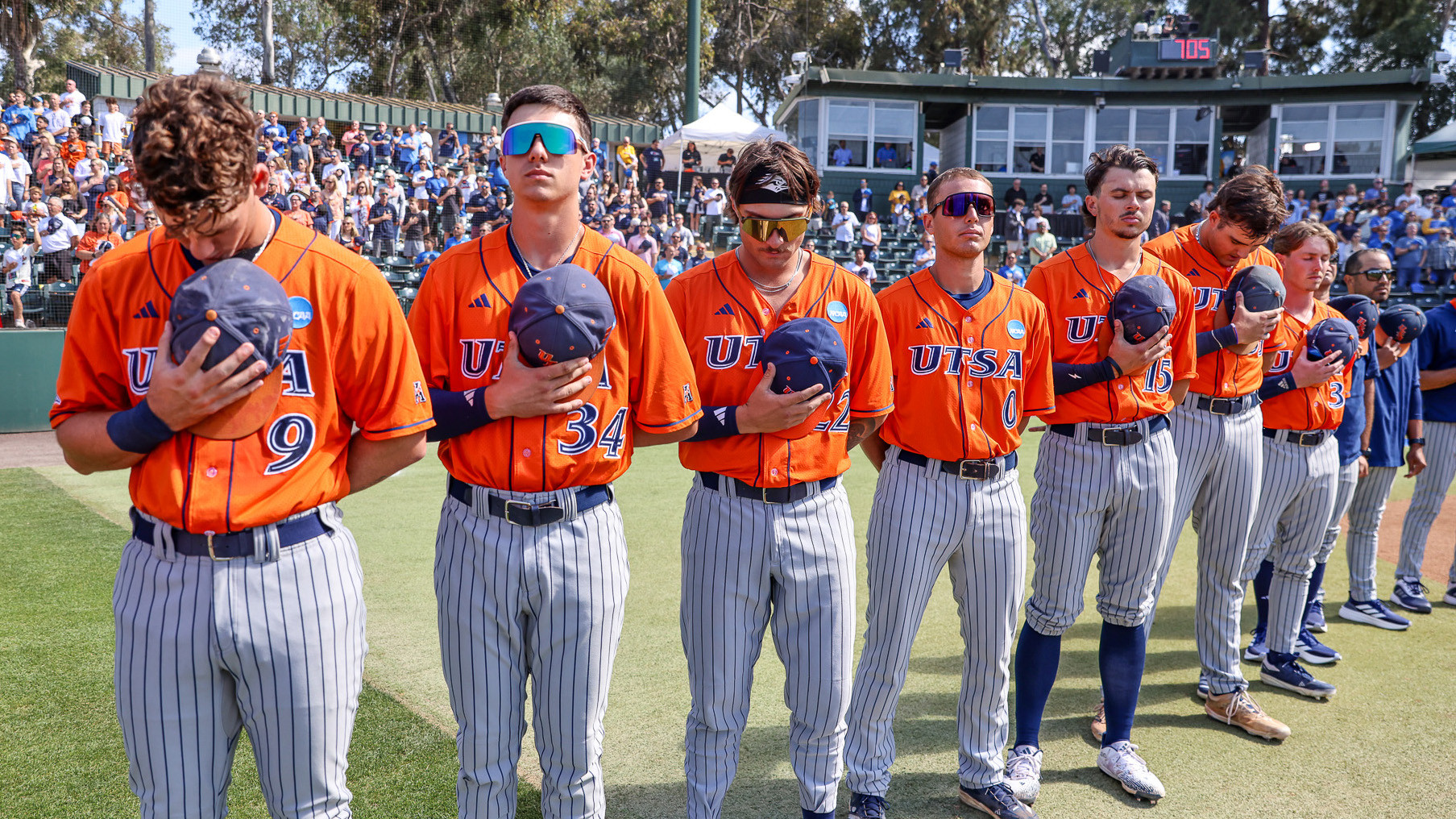 UTSA falls to UCLA in game one of Super Regional - UTSA Athletics ...