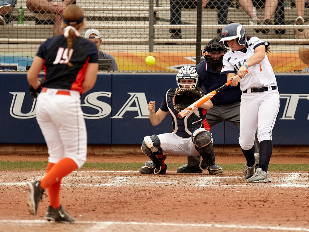 Zoe Bacon - Softball 2017-18 - UTSA Athletics - Official Athletics Website