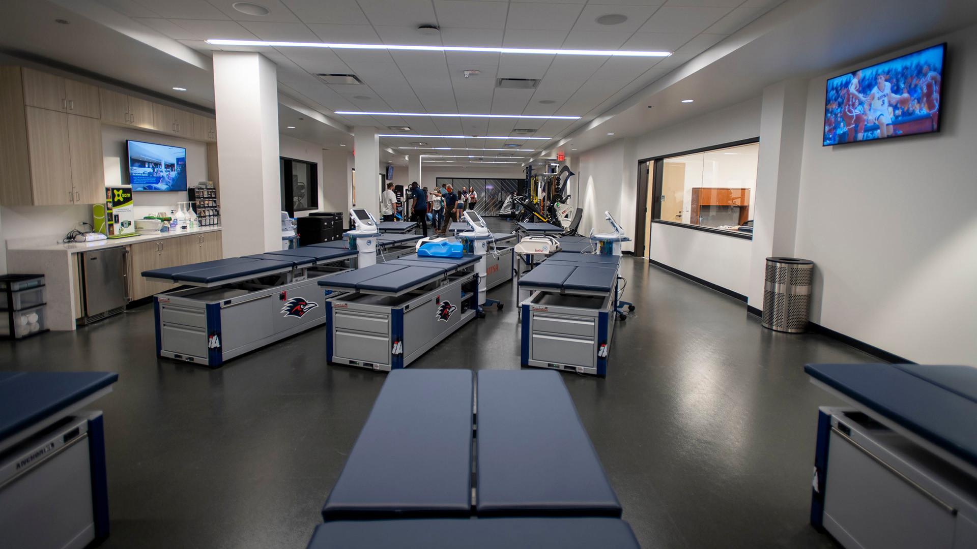 Roadrunner Athletics Center of Excellence - UTSA Athletics - Official ...